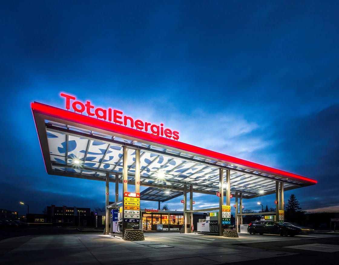 Totally Total Teeters - Eyes on Suriname